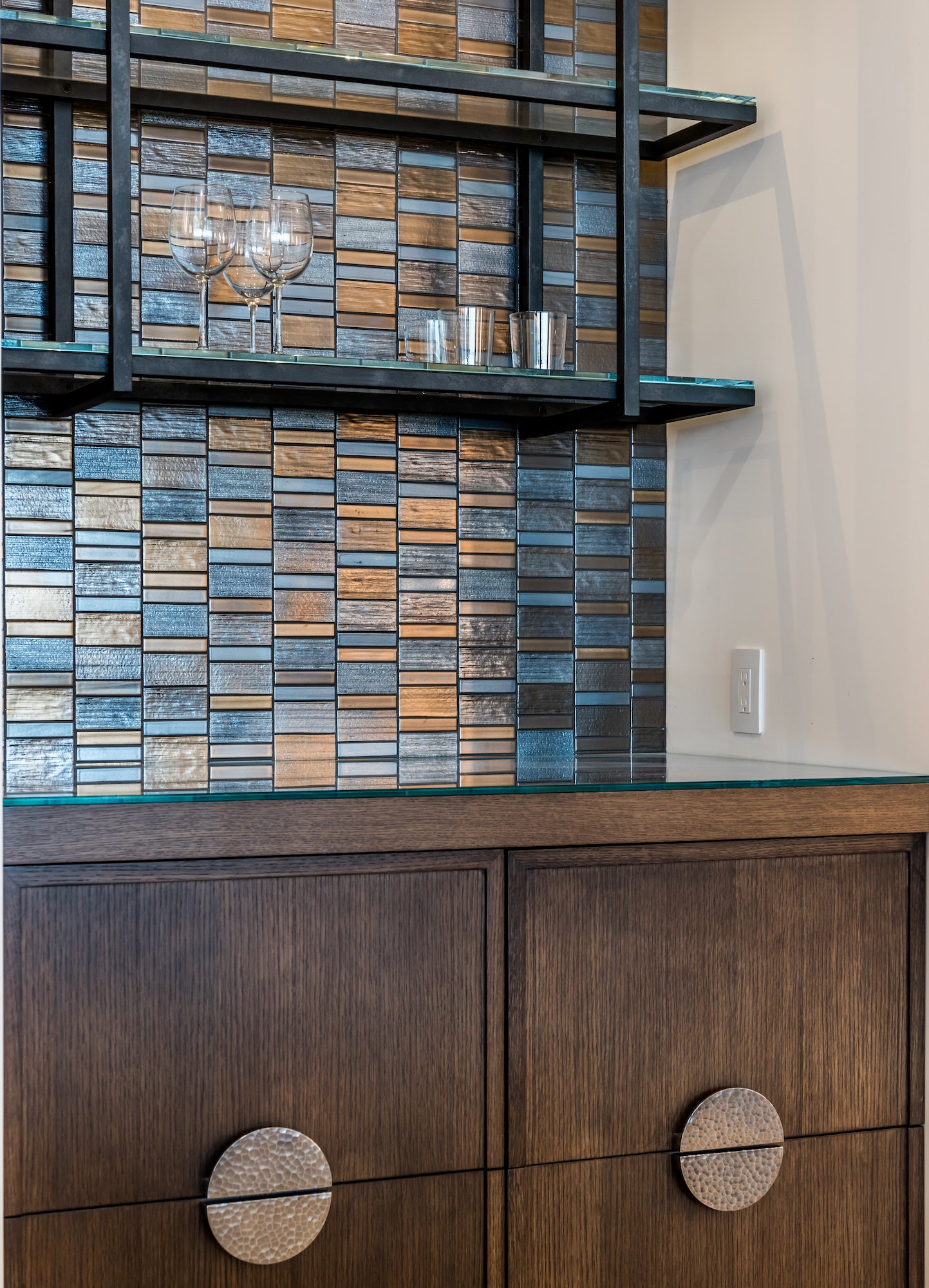 Swell Mosaic Bar Area – Lunada Bay Tile
